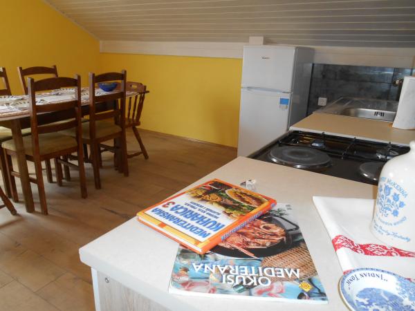 Apartments Sukošan - Apartment Cedar | Direct-Croatia.com