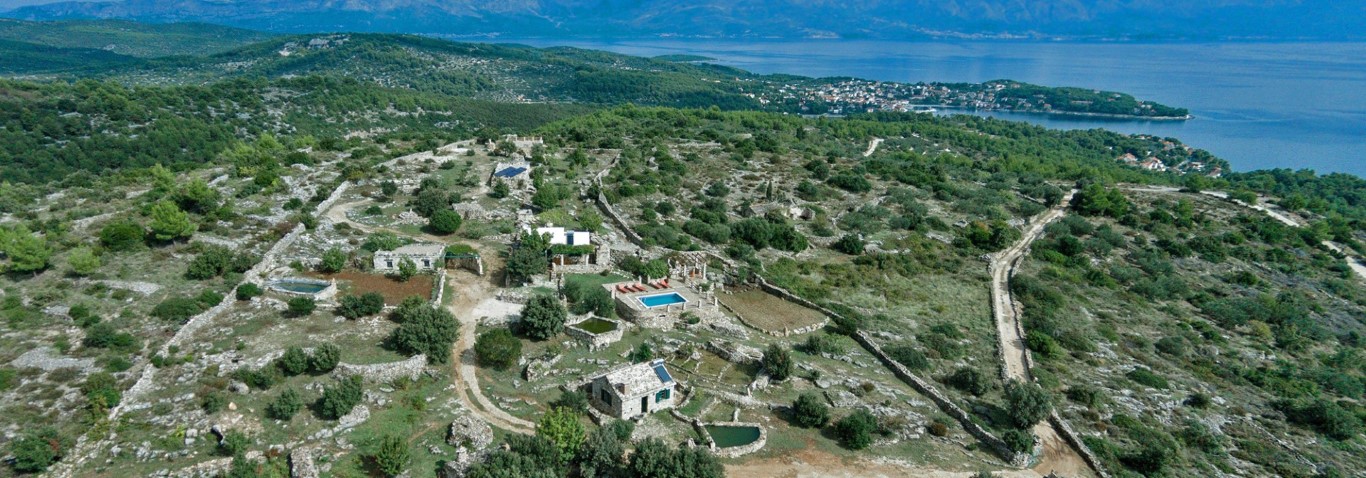 Apartments in Brač Selca | Direct-Croatia.com