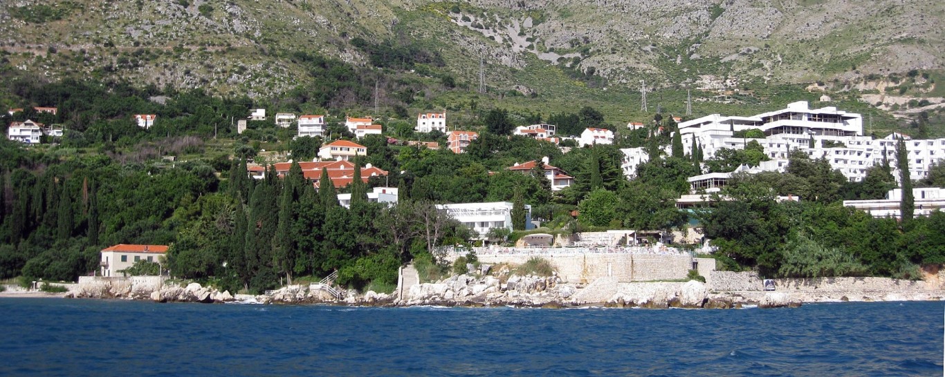 Apartments in Plat | Direct-Croatia.com