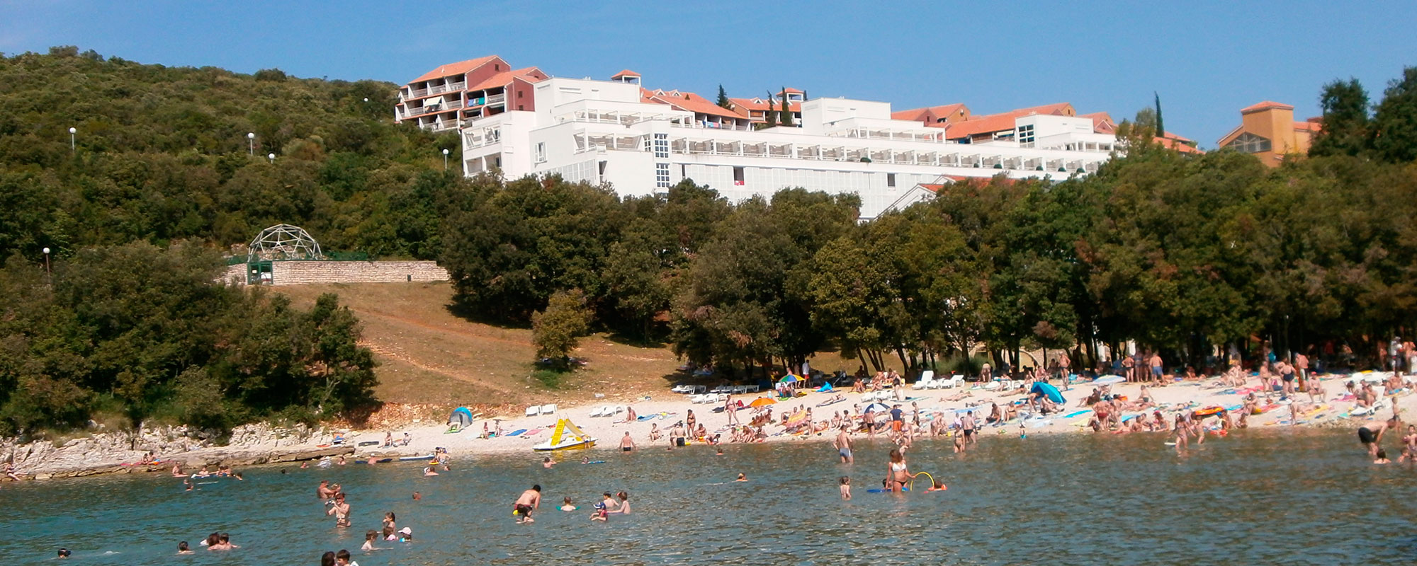 Duga uvala beach accommodation and apartments nearby | Direct-Croatia.com