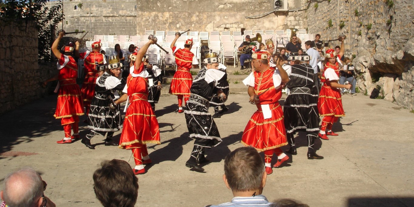 Traditional dance Moreska Korcula accommodation and apartments nearby ...