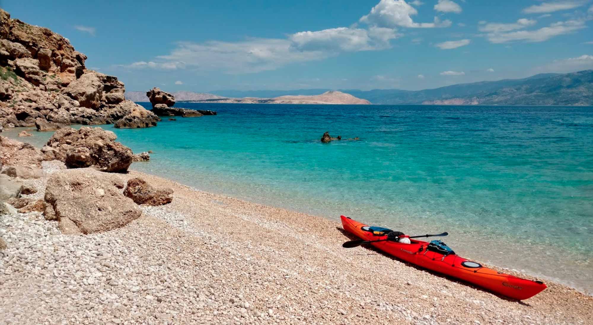 Mundanije beach on Rab accommodation and apartments nearby | Direct ...