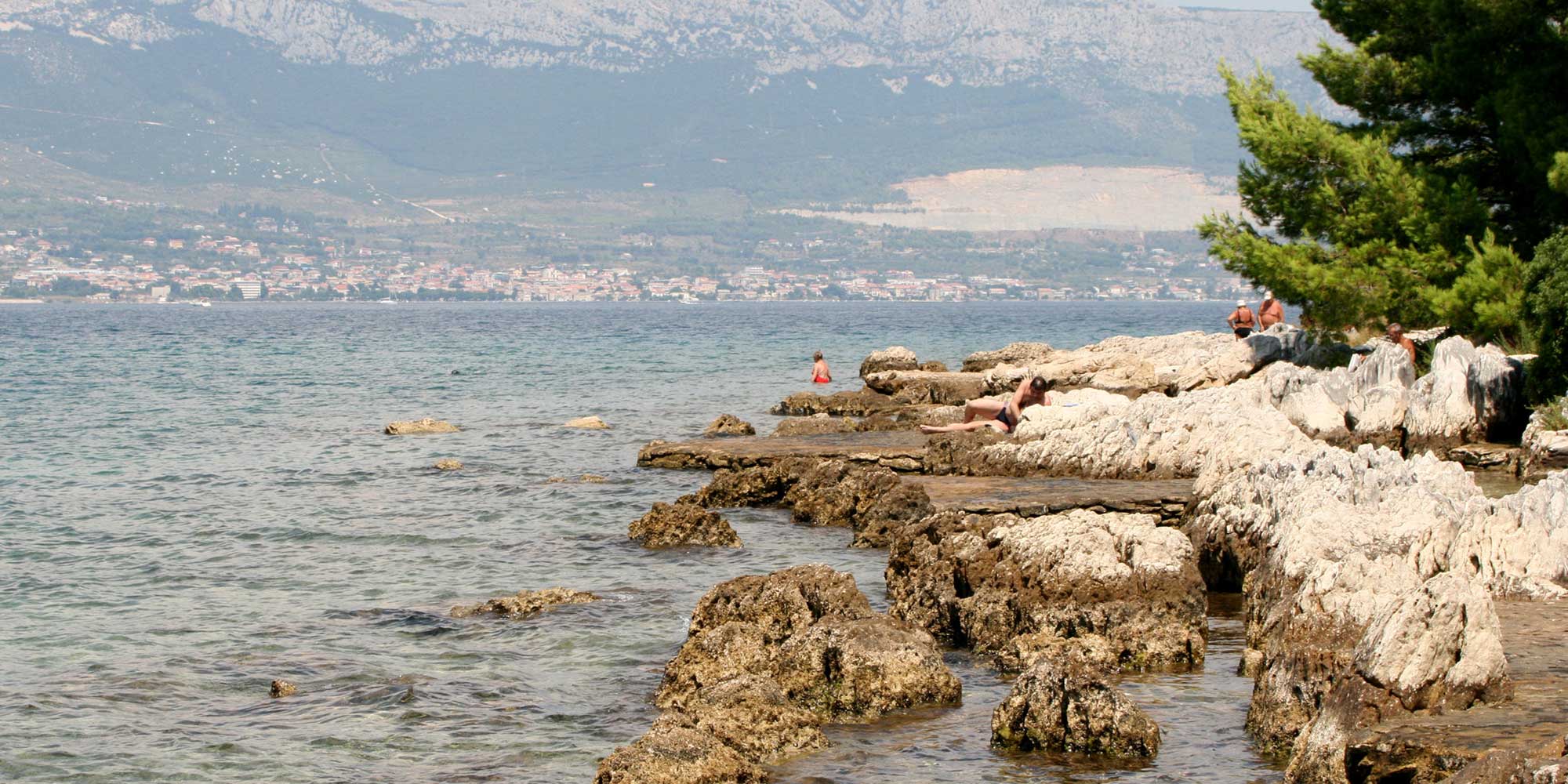 Bene beach Split accommodation and apartments nearby | Direct-Croatia.com