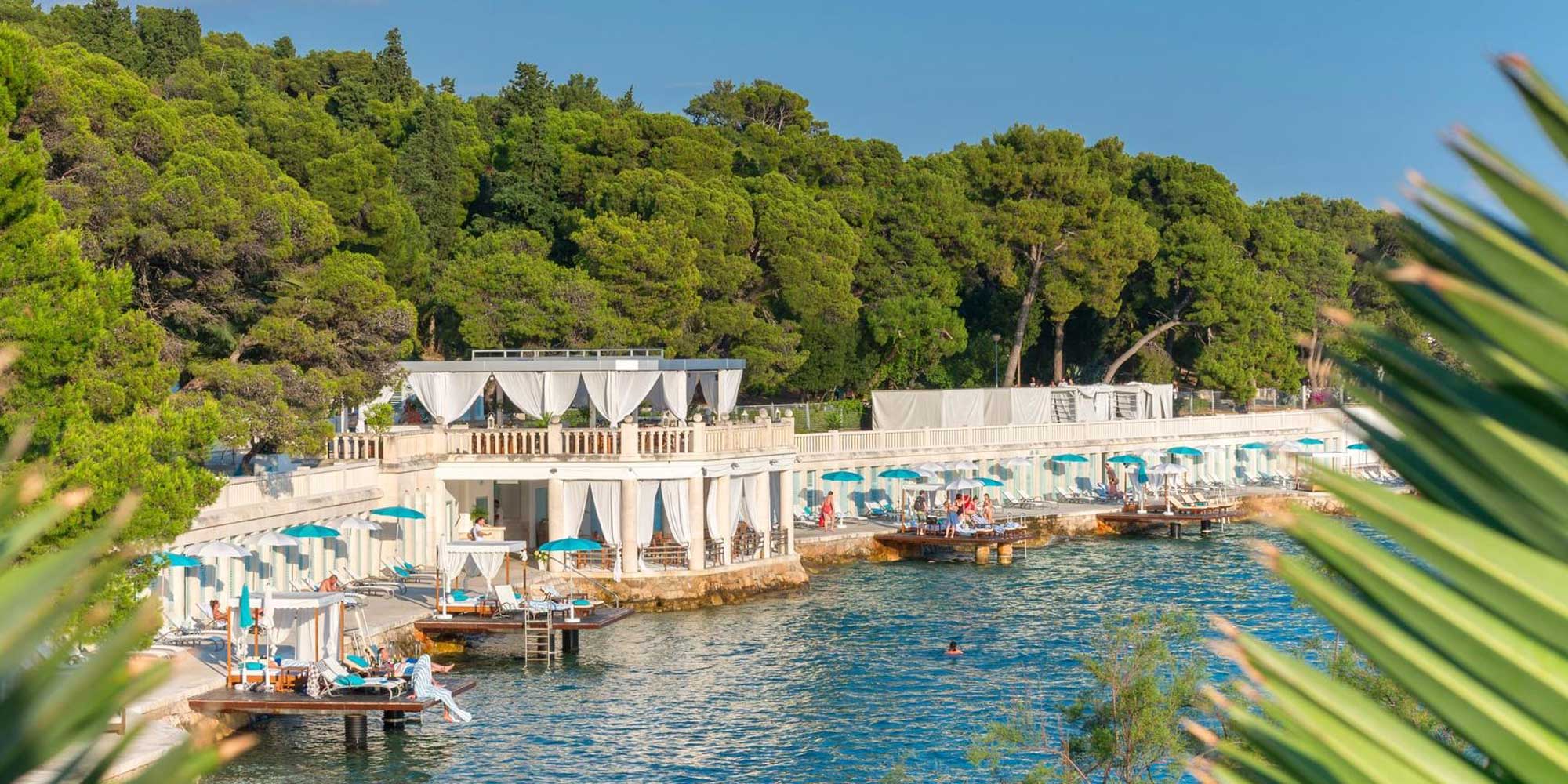 Bonj beach in Hvar accommodation and apartments nearby | Direct-Croatia.com