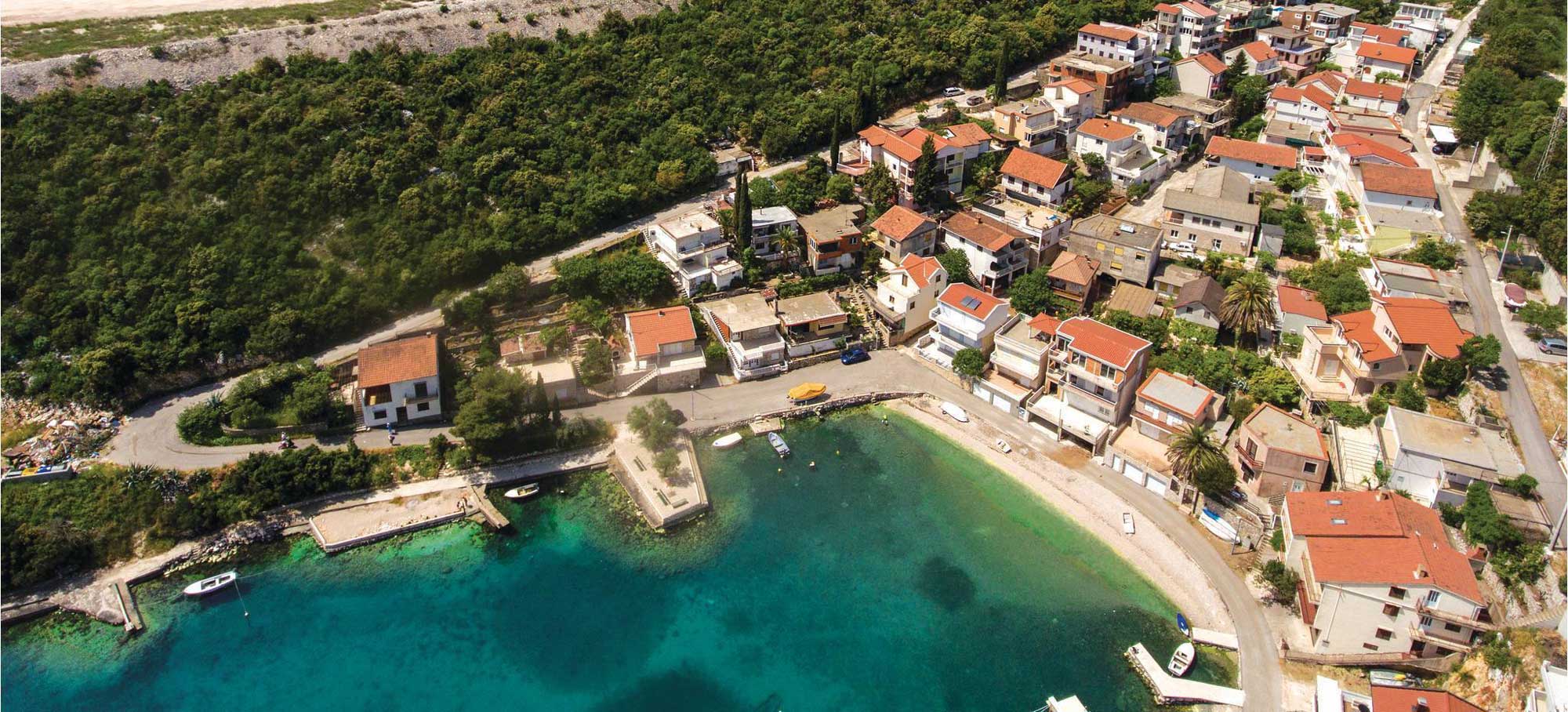 Duboka beach in Klek accommodation and apartments nearby | Direct ...