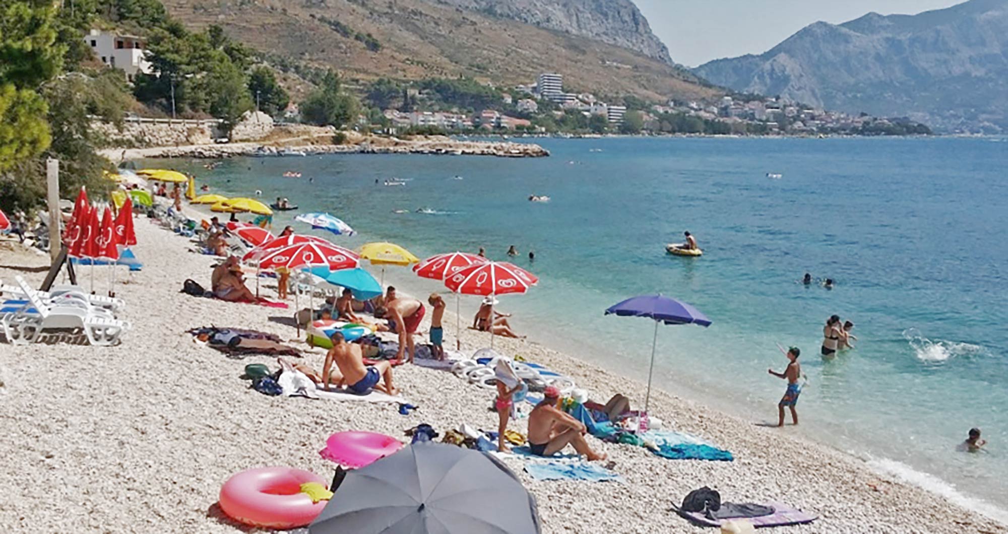 Dugi Rat beach accommodation and apartments nearby | Direct-Croatia.com