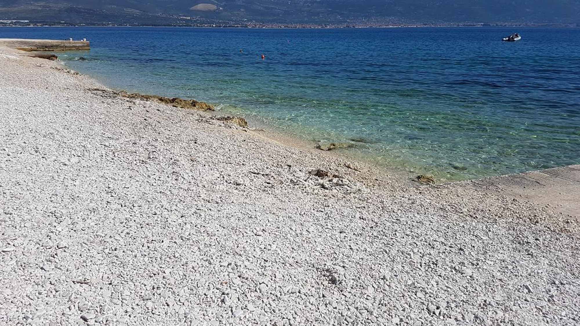 Martinka beach in Slatine accommodation and apartments nearby | Direct ...