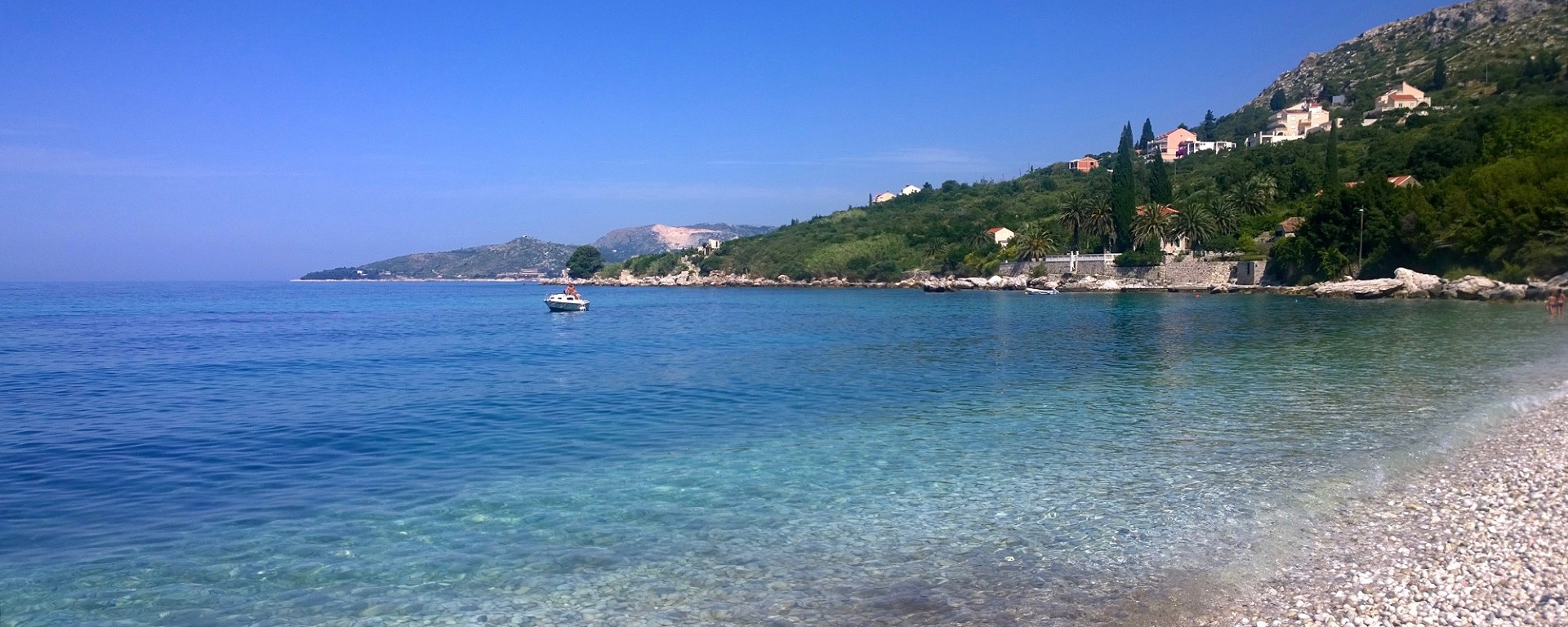 Plat beach accommodation and apartments nearby | Direct-Croatia.com