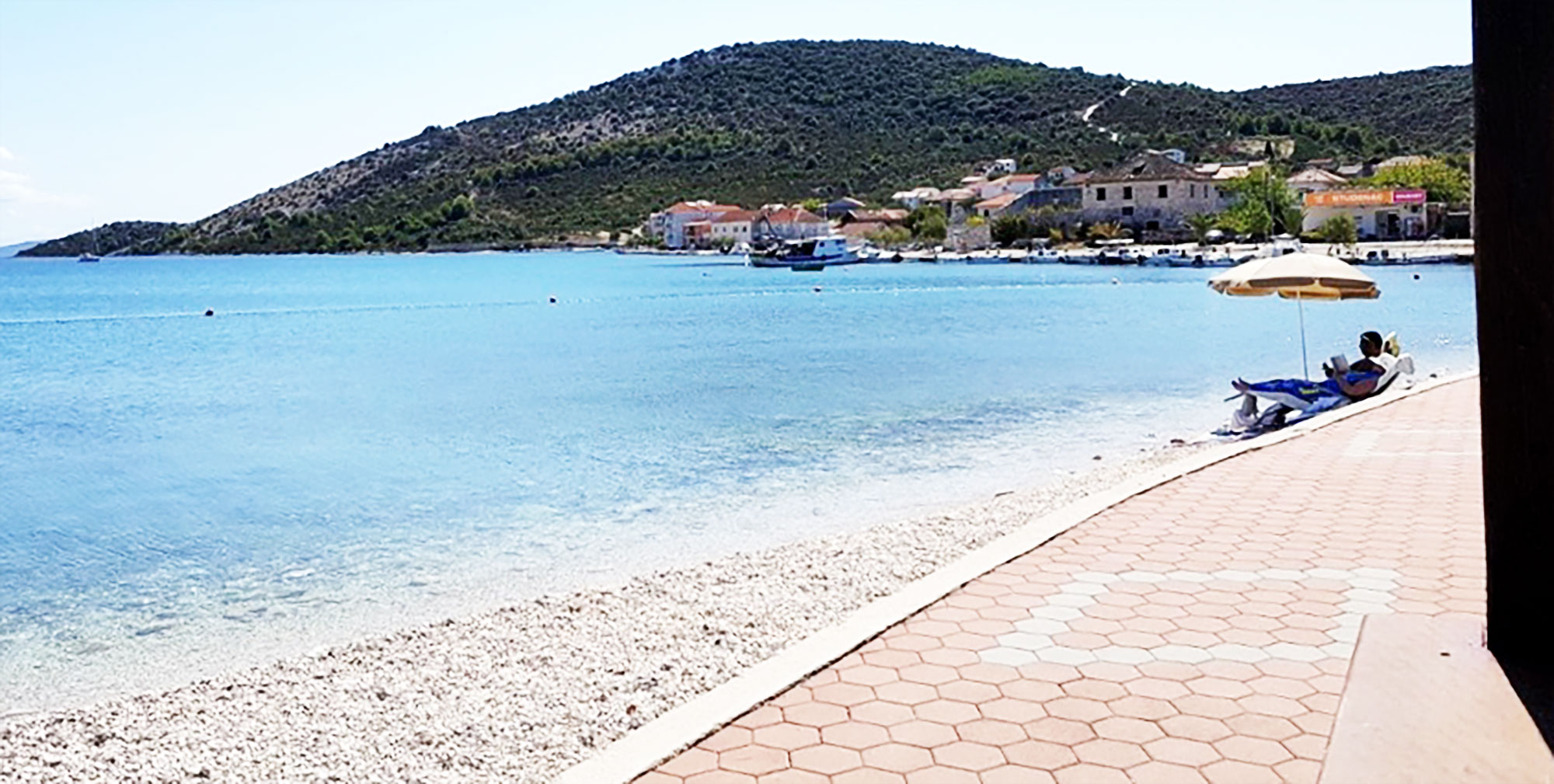 Vinišće beach accommodation and apartments nearby | Direct-Croatia.com