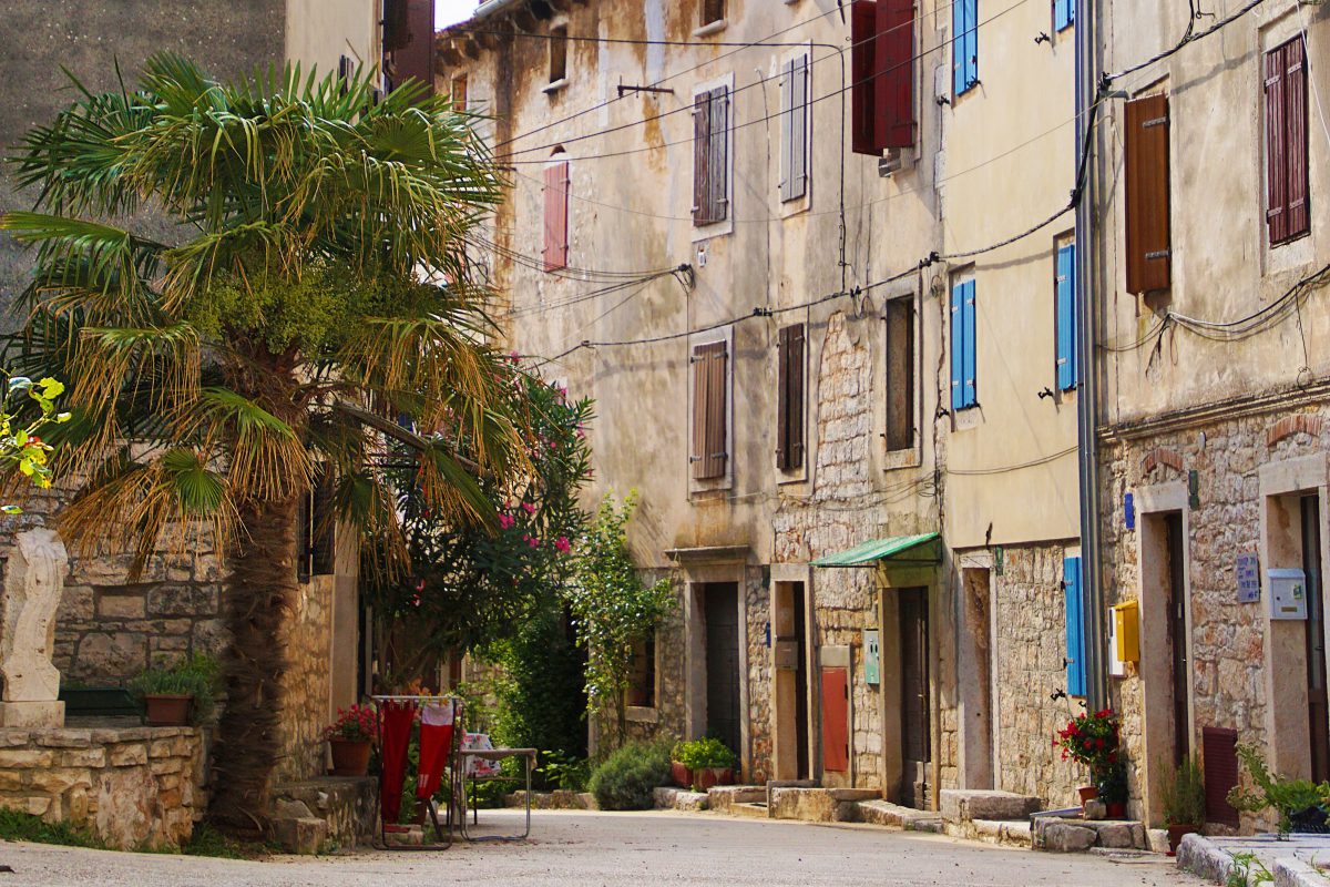 Old town Bale accommodation and apartments nearby | Direct-Croatia.com